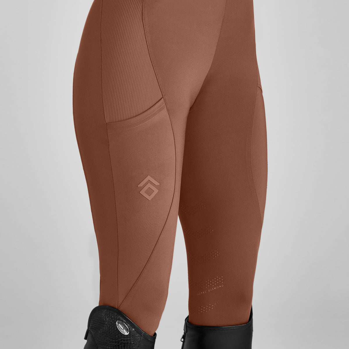Chestnut Core Leggings Knee Grip – Aztec Diamond
