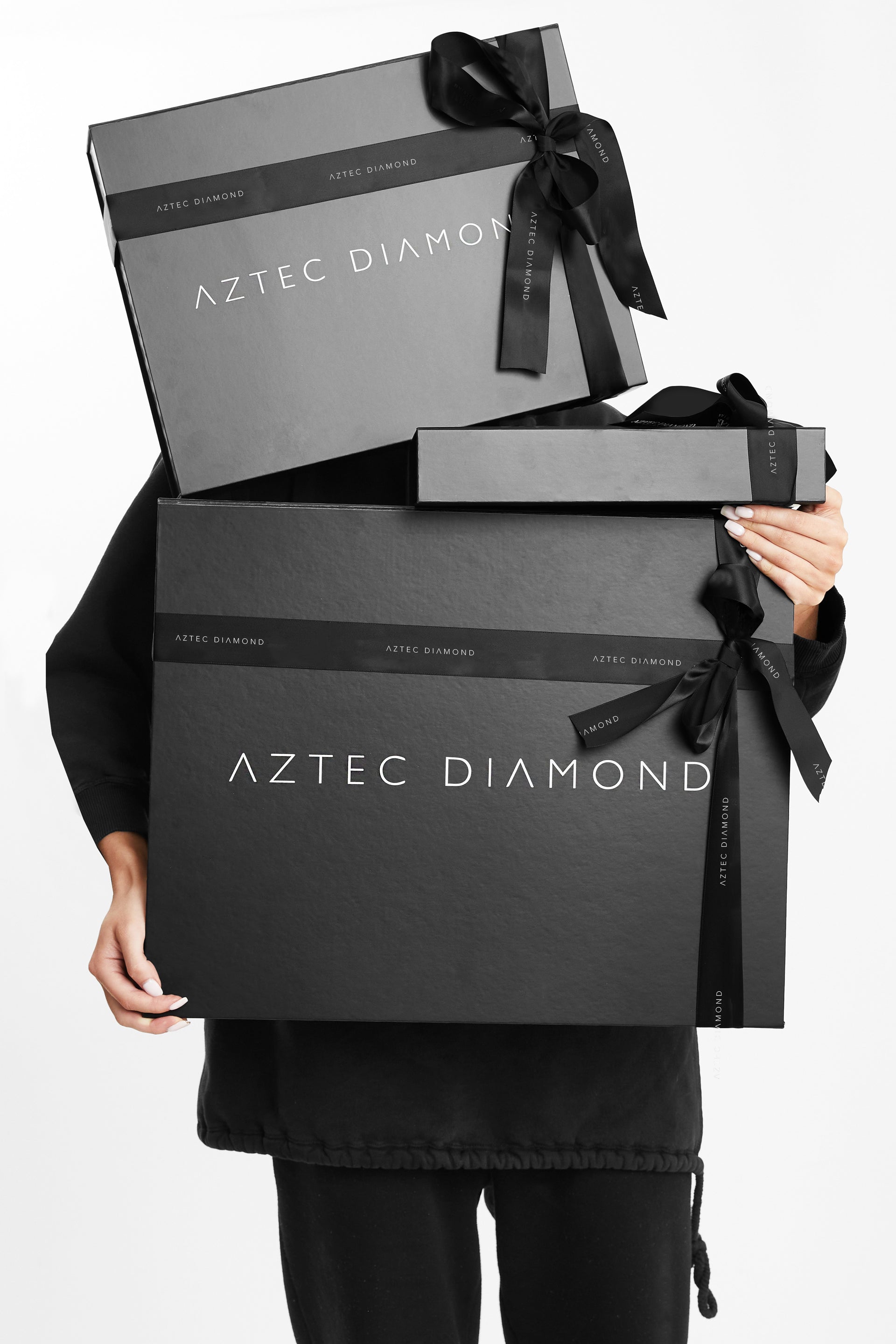 Luxury Gift Wrap – Aztec Diamond